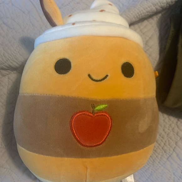 Squishmallows | Toys | Harvest Squishmallow Apple Pommie | Poshmark